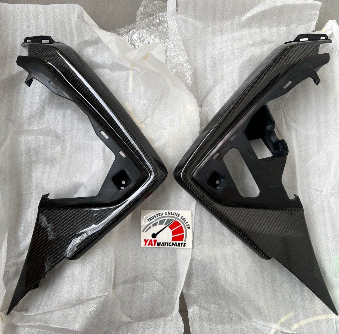 Aerox v1 front side panel ori Carbon Kevlar, Motorcycles, Motorcycle ...