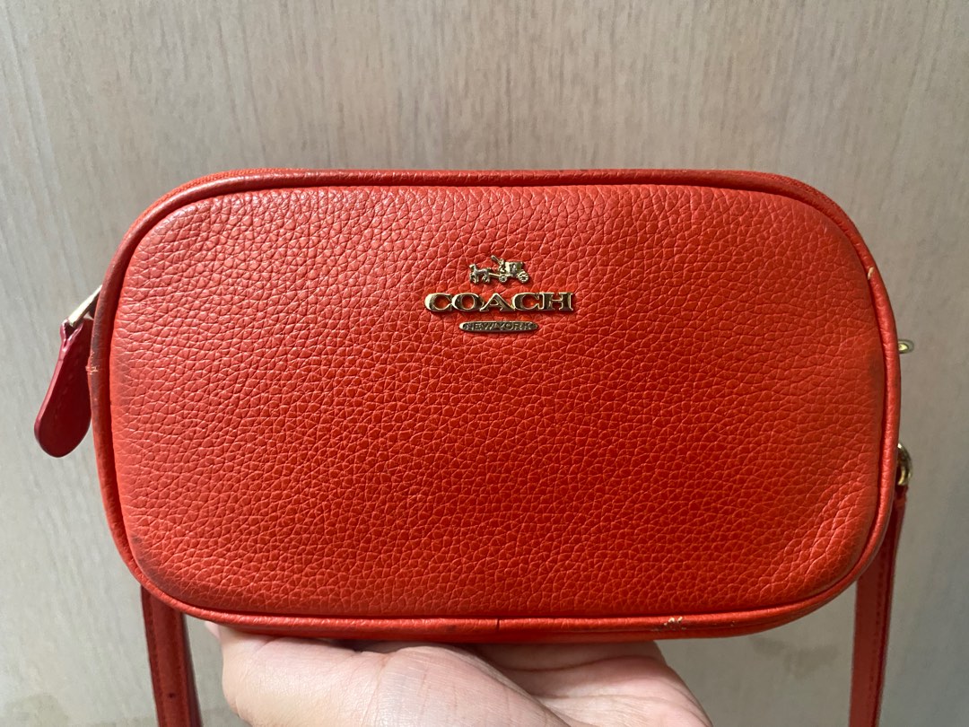 Authentic coach small bag, Luxury, Bags & Wallets on Carousell