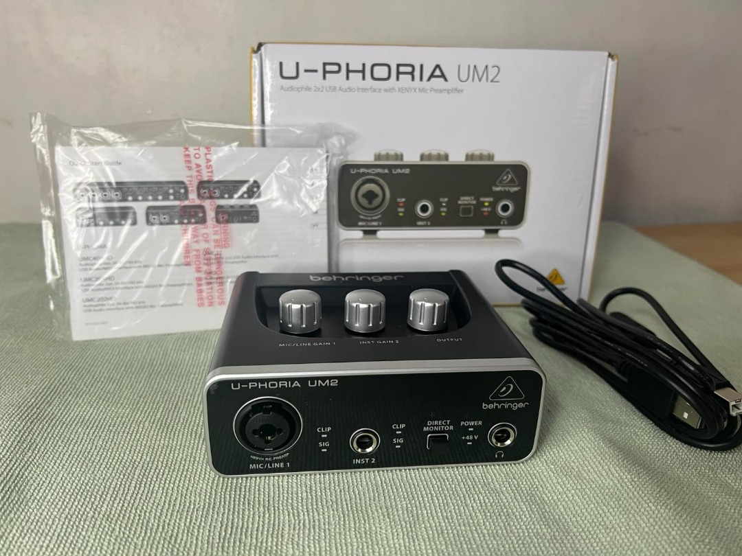 Behringer U-Phoria UM2 Audio Interface Pre Amplifier, Audio, Soundbars ...