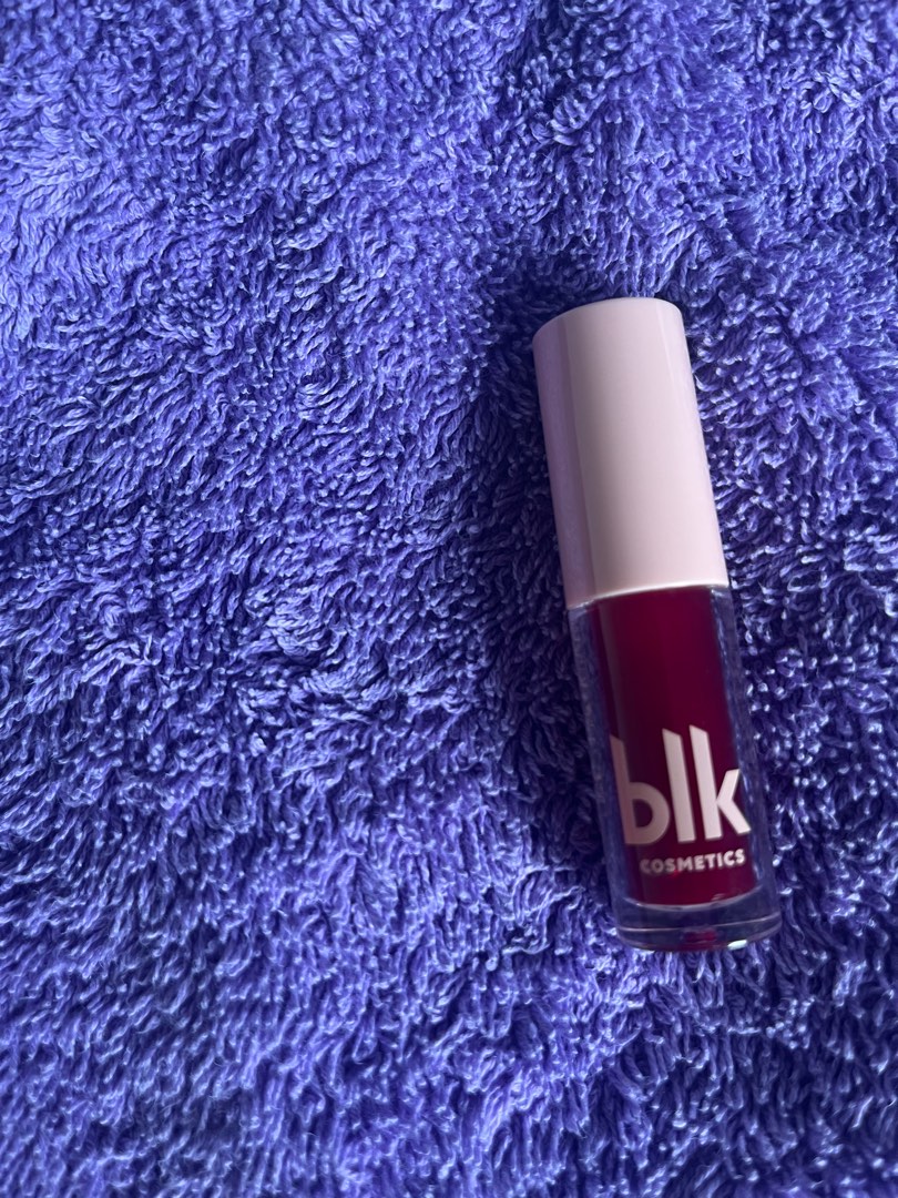 Blk gloss gel tint in PALM SPRINGS on Carousell