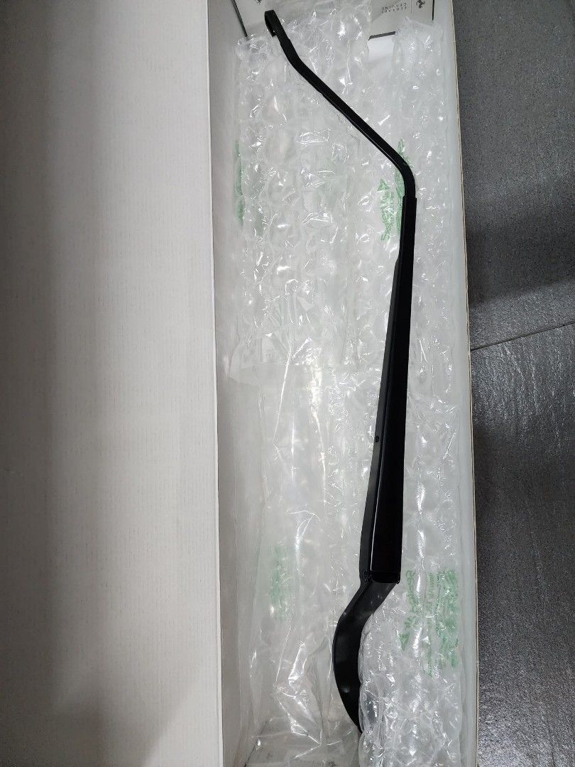 Brand new Ferrari F8 Tributo Passenger side windscreen wiper arm, Car ...