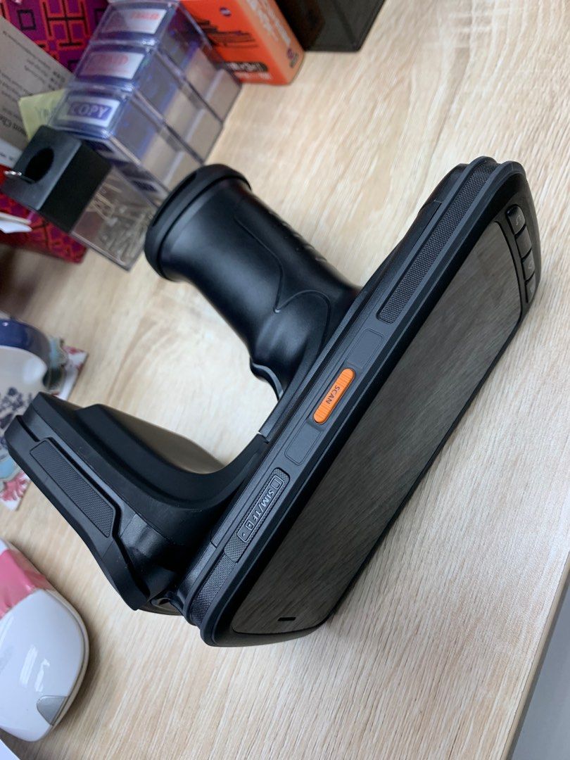 C72 RFID & QR Code Reader, 手提電話, 電子書閱讀器 - Carousell