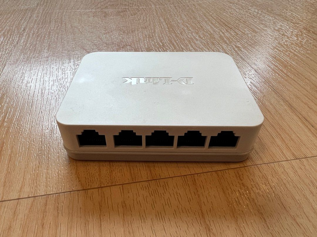 DLink Multi Link Splitter Network LAN, Computers & Tech, Parts ...