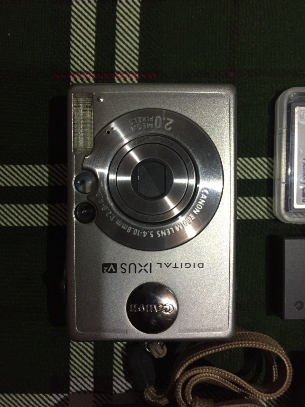 FOR SALE!!! CANON DIGITAL IXUS V2 on Carousell