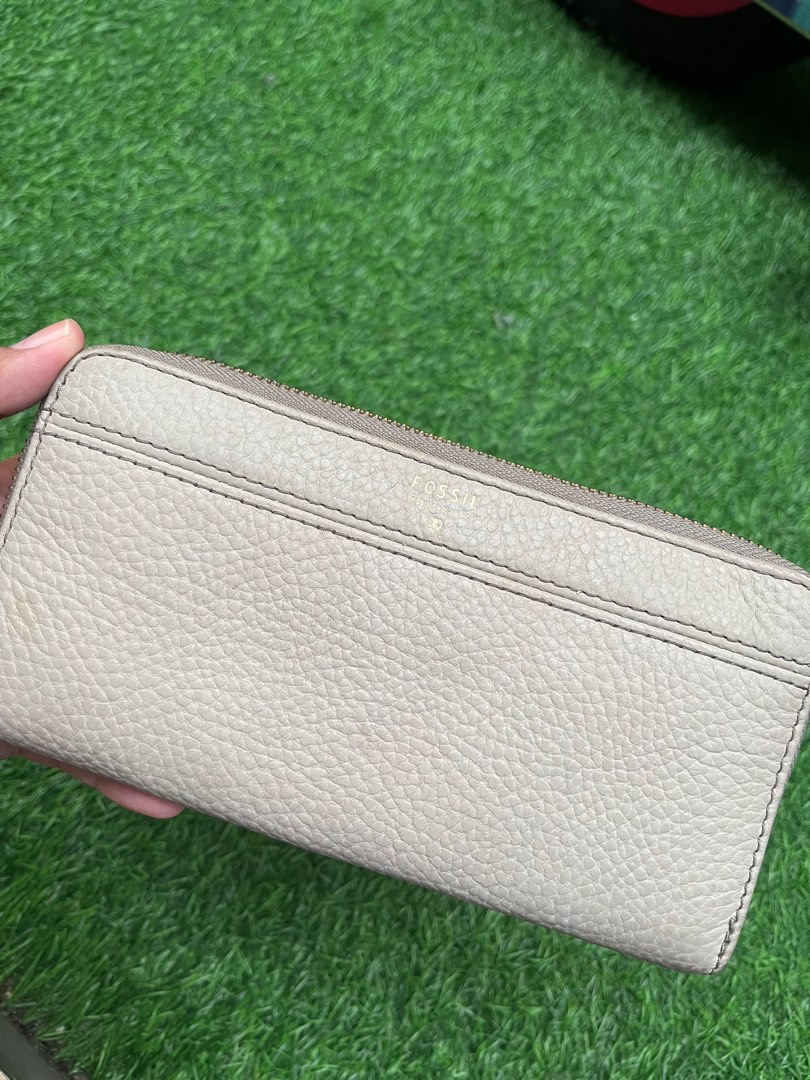 Fossil Wallet Grey Original, Fesyen Wanita, Tas & Dompet di Carousell