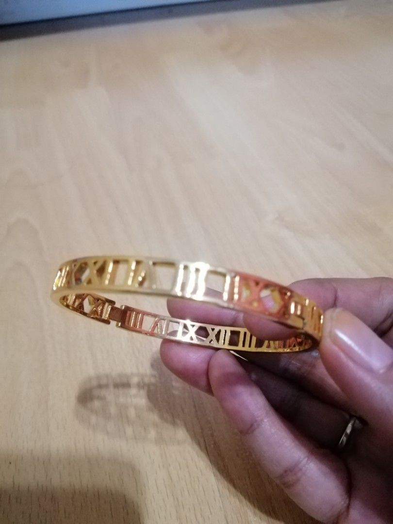 Gelangtangan Pandora emas korea roman design, Luxury, Accessories on ...