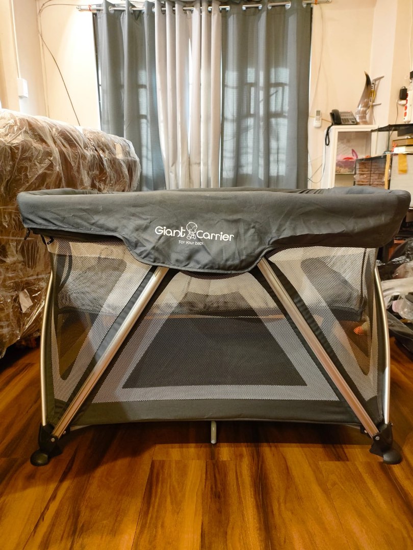 Giant Carrier Clc Crib/Playpen Set, Babies & Kids, Baby Nursery & Kids ...