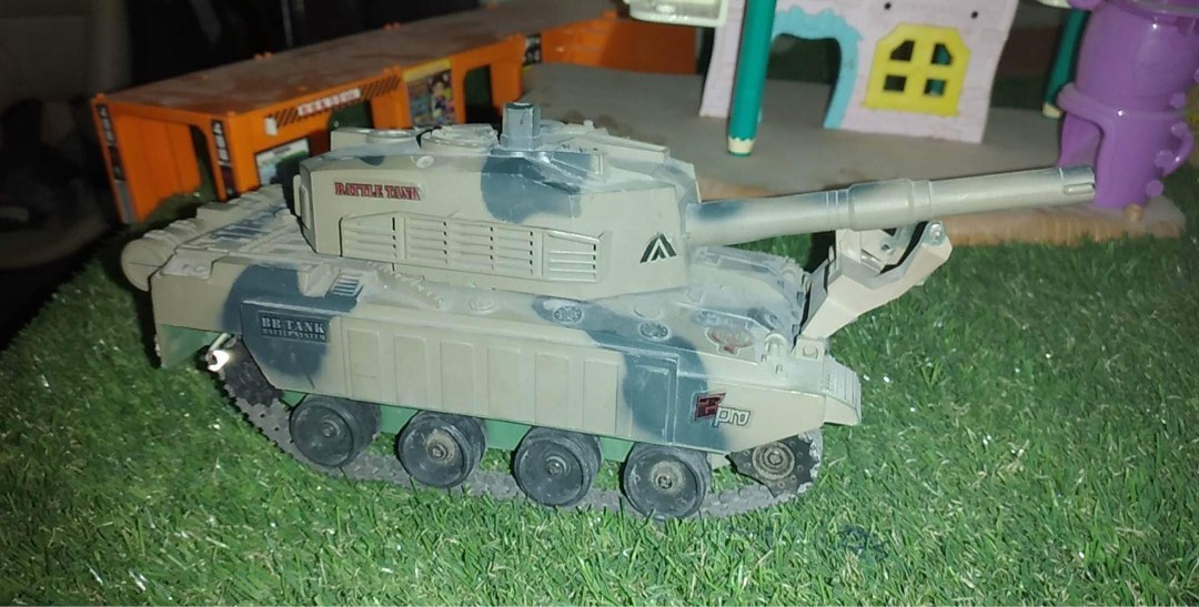 JAPAN BATTERY OPERATED SHERMAN TANK, Hobbies & Toys, Toys & Games on ...