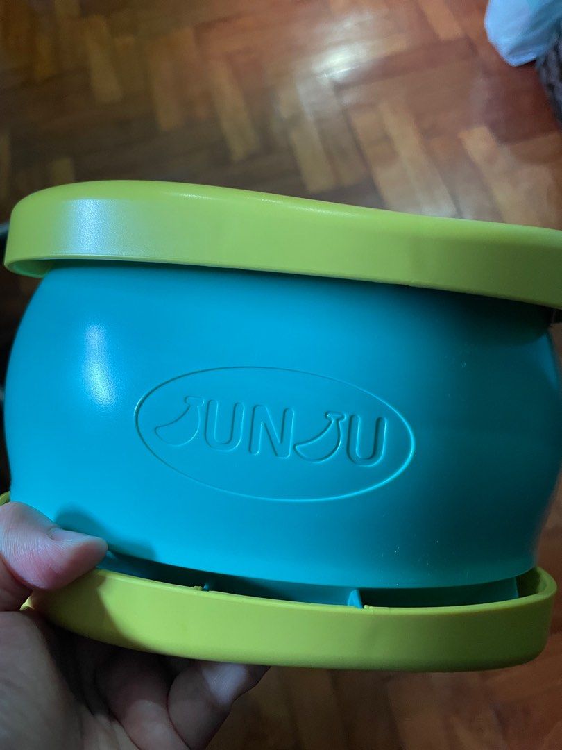 Junju travel potty/ banana potty/ children toilet, Babies & Kids ...