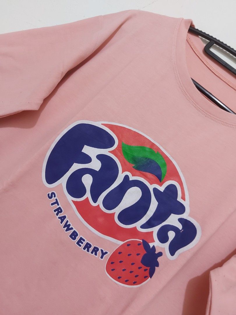 Kaos Pink Fanta, Fesyen Wanita, Pakaian Wanita, Atasan di Carousell