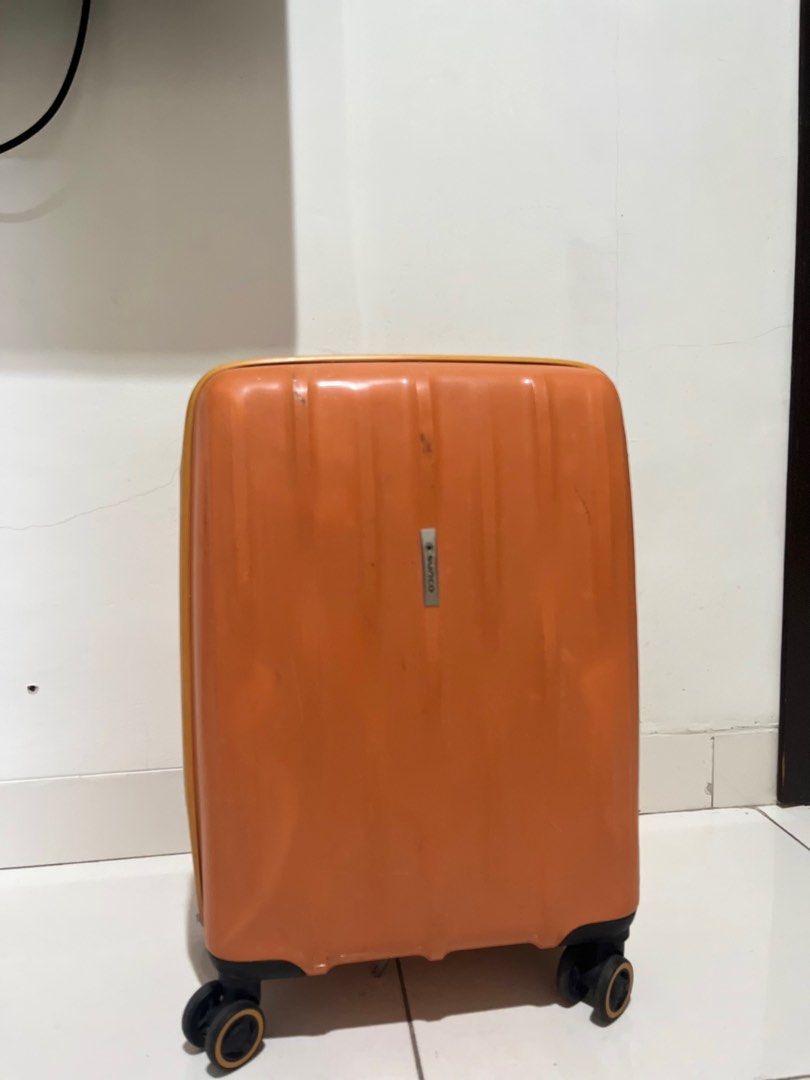 Koper cabin sunco, Fesyen Wanita, Tas & Dompet di Carousell