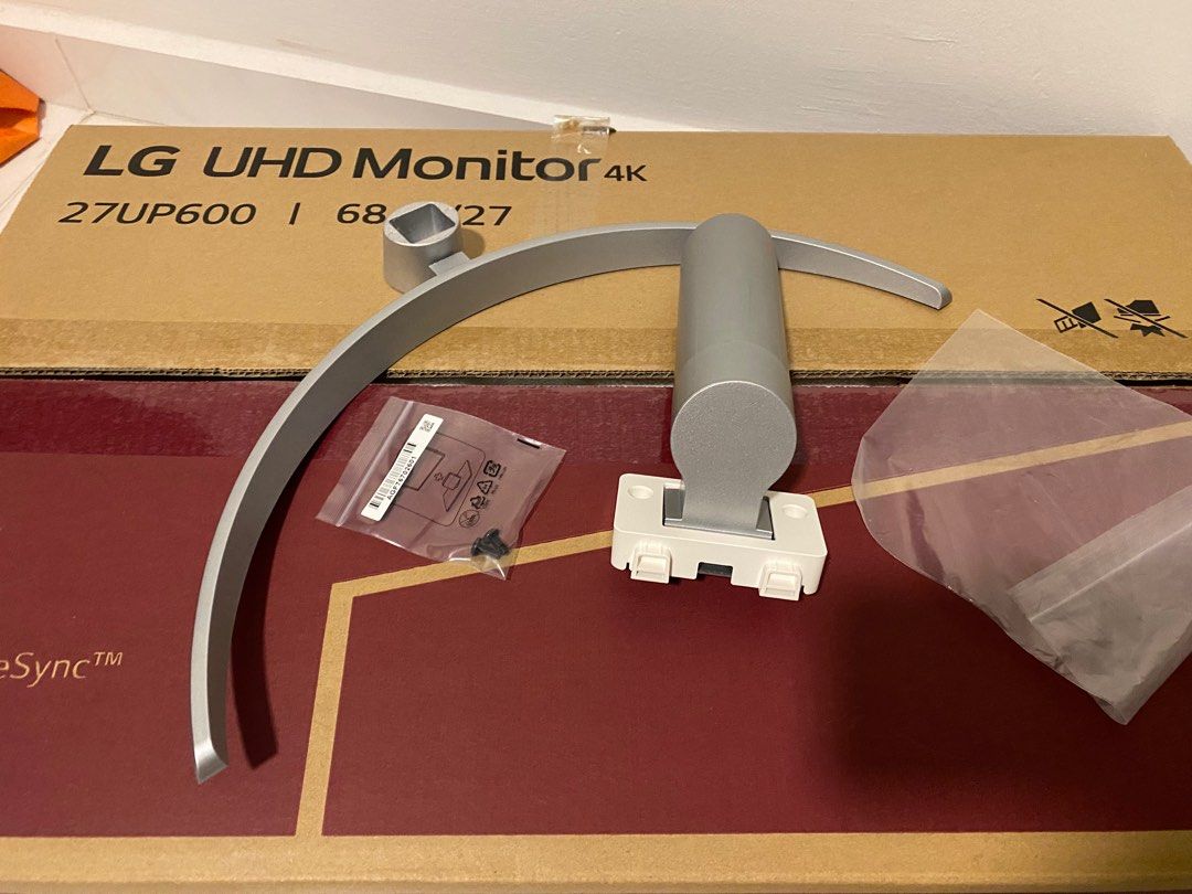 LG Monitor stand (came with 27UP600), Computers & Tech, Parts ...