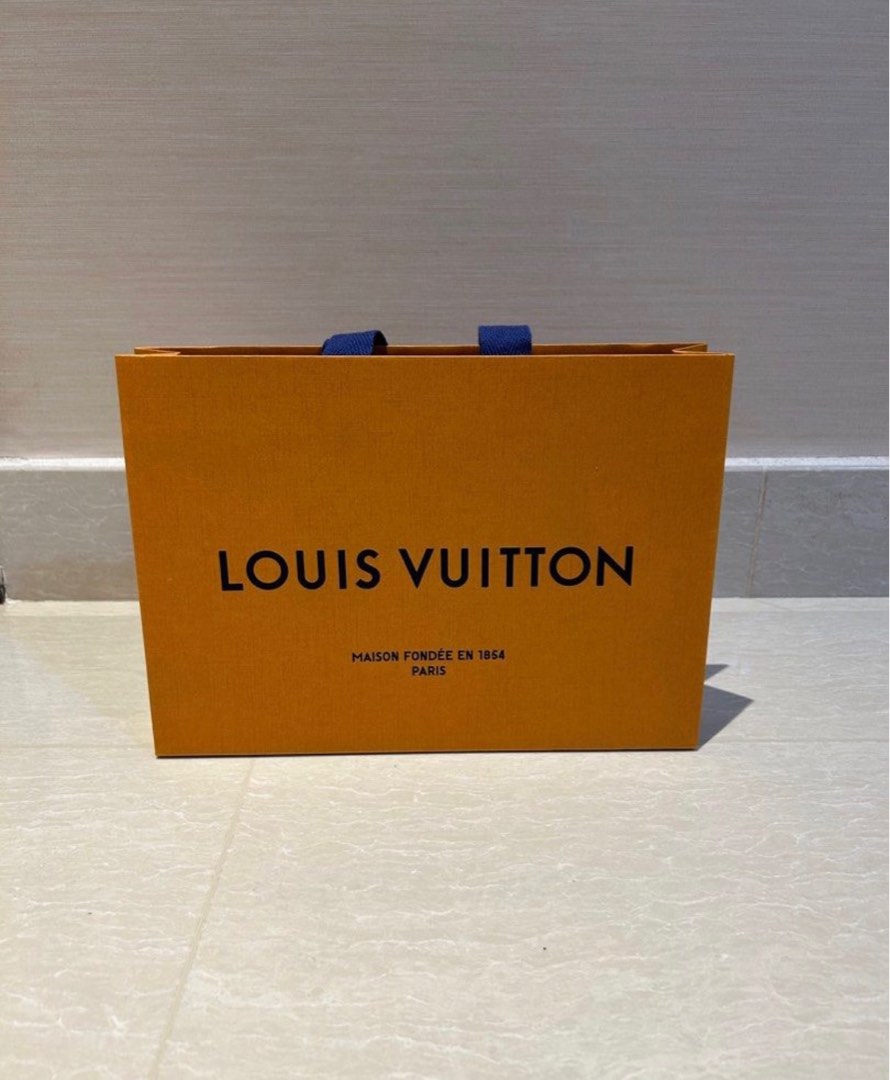Louis Vuitton LV Paper Bag (3 sizes), Luxury, Accessories on Carousell