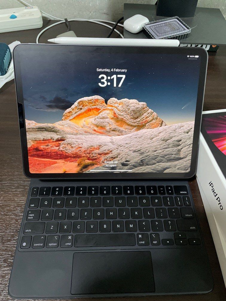 M1 iPad Pro 11 inch + Magic Keyboard + Apple Pencil 2nd Gen (AppleCare+ warranty), Mobile Phones ...