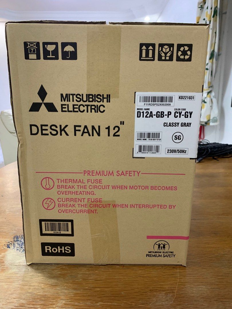 MITSUBISHI 12” Desk Fan (BNIB), Furniture & Home Living, Lighting ...