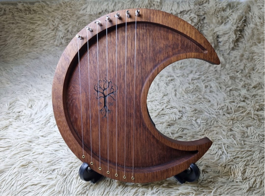Moon Lyre, Hobbies & Toys, Music & Media, Musical Instruments on Carousell