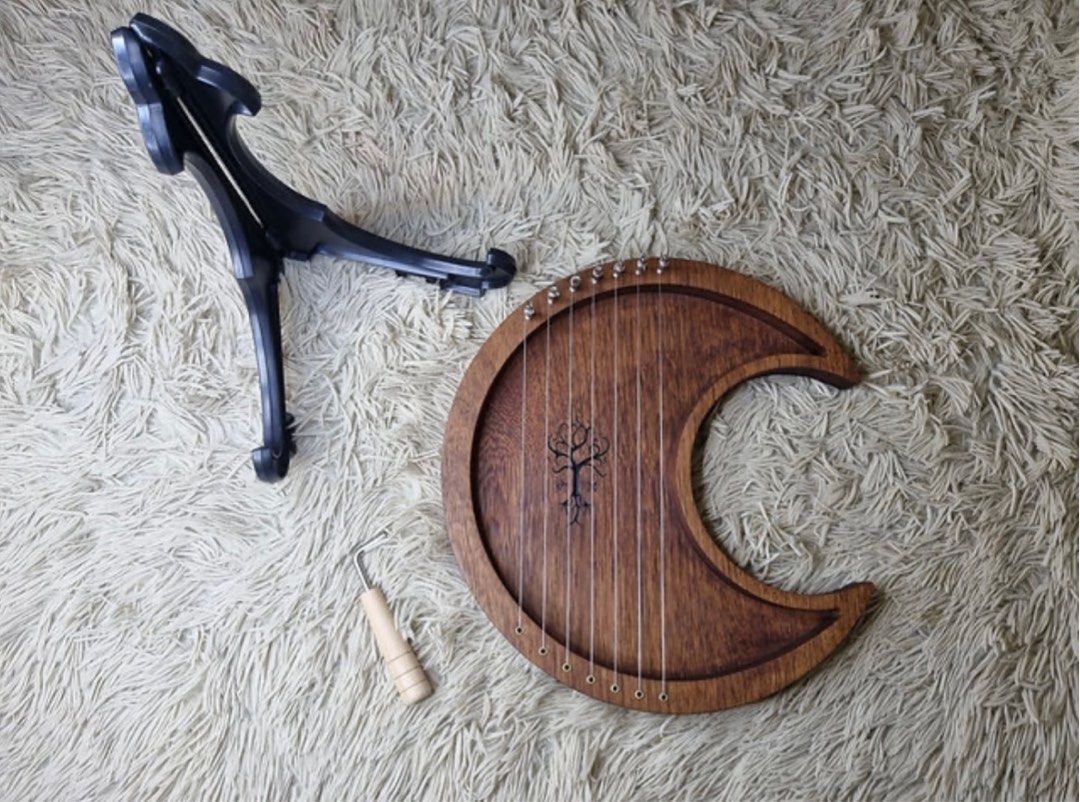 Moon Lyre, Hobbies & Toys, Music & Media, Musical Instruments on Carousell