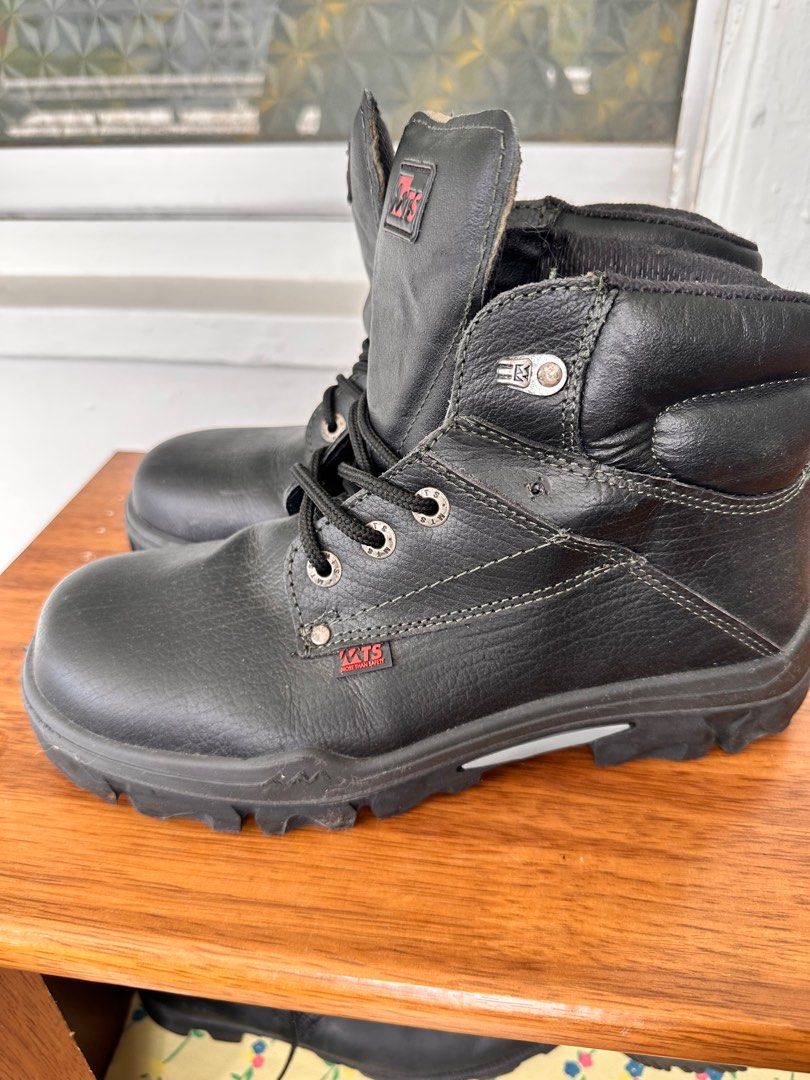 MTS safety shoes/boots, Men's Fashion, Footwear, Boots on Carousell