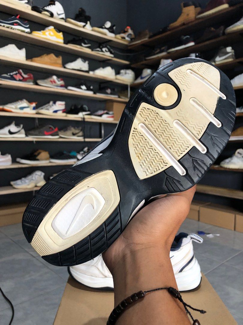 Nike air monarch, Fesyen Pria, Sepatu , Sneakers di Carousell