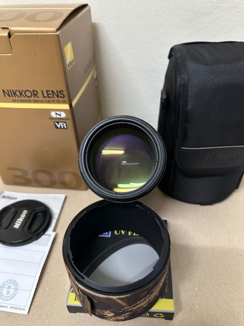 Nikon 300mm F4 PF Lens, Photography, Lens & Kits on Carousell