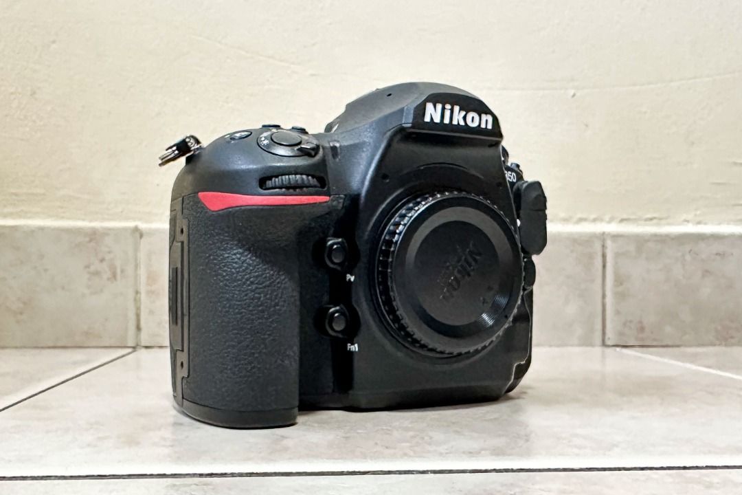 NIKON D850 BODY ONLY ( shutter count 14669 ), Photography, Cameras on Carousell