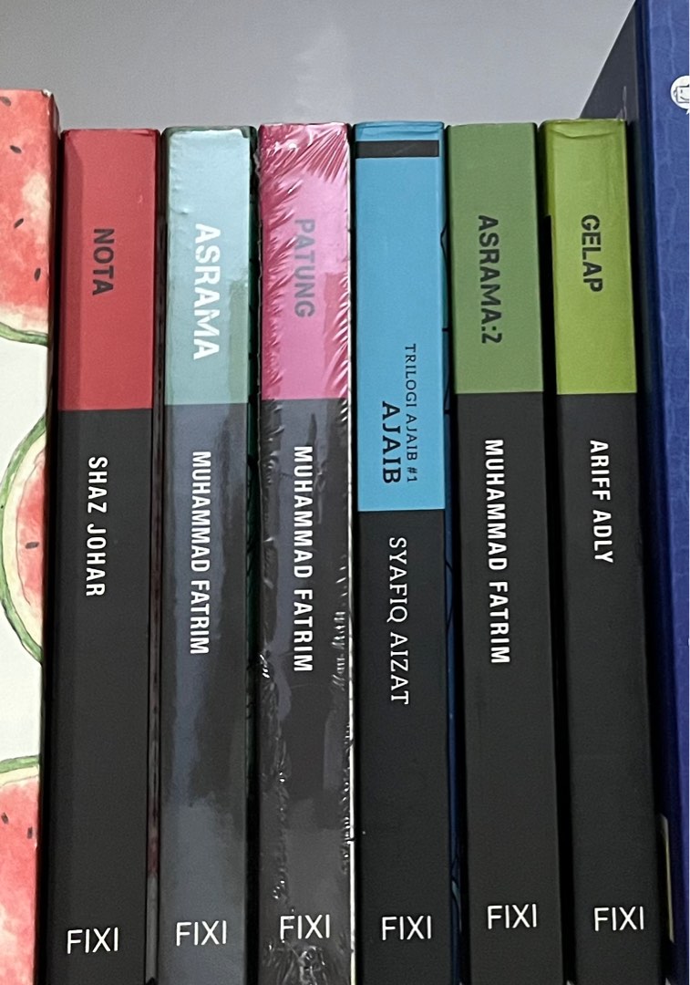 NOVEL FIXI (NOTA, PATUNG, AJAIB, GELAP), Hobbies & Toys, Books ...