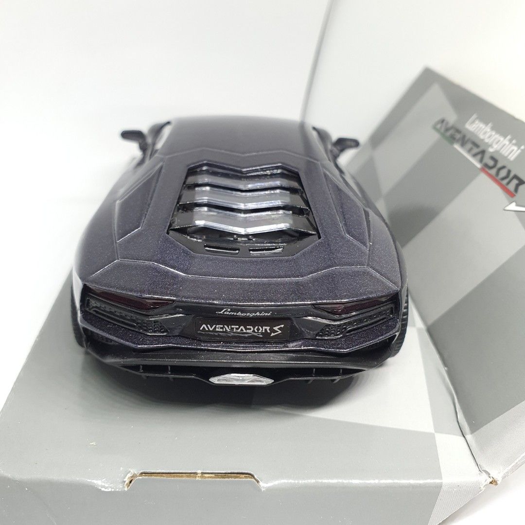 Petron Toy Car - Lamborghini Aventador S, Hobbies & Toys, Toys & Games ...