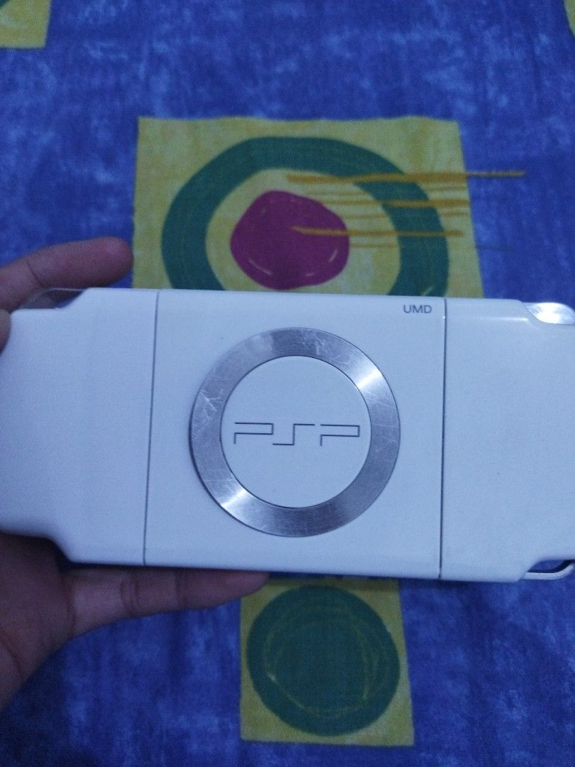 PSP 2006 White (Modded CFW 6.61 Pro.C -Infinity), Video Gaming, Video ...