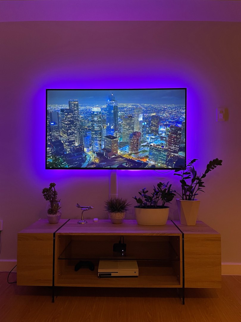 Samsung 55" UHD Smart TV - RU7100 with LED Backlights, TV & Home ...