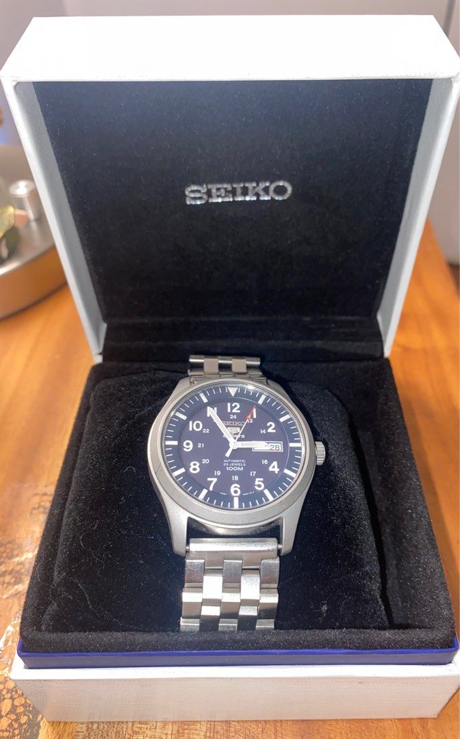 Seiko 5 Sports SNZG15 Automatic w/ metal strap, Men's Fashion, Watches ...