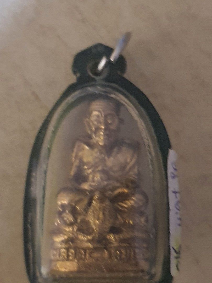 Thai Amulet LP Thuad Amulet, Hobbies & Toys, Memorabilia & Collectibles ...