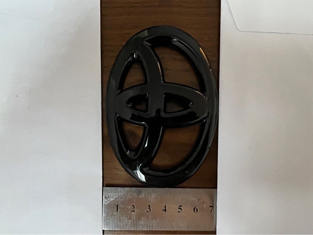 Toyota Logo Emblem (Black Gloss), Car Accessories, Accessories on Carousell