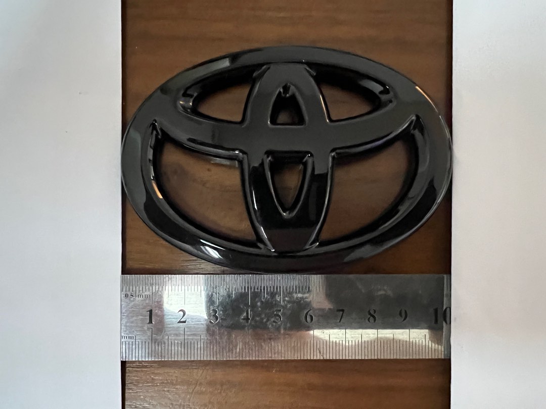 Toyota Logo Emblem (Black Gloss), Car Accessories, Accessories on Carousell