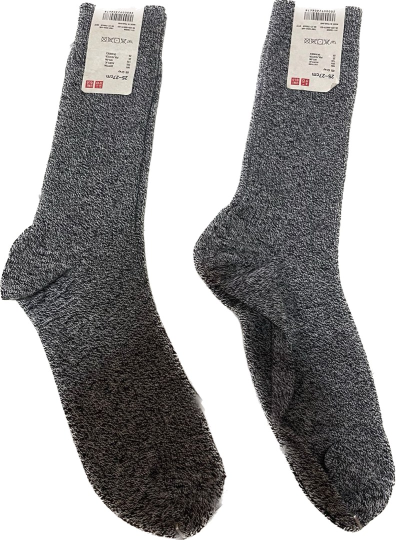 Uniqlo Socks, Men's Fashion, Watches & Accessories, Socks on Carousell