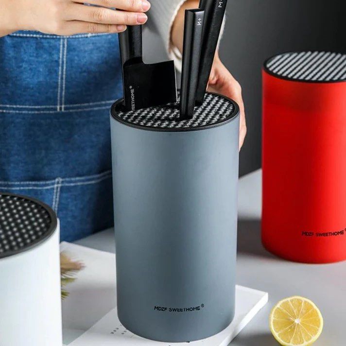 UNIVERSAL Knife Storage Block, Furniture & Home Living, Kitchenware ...
