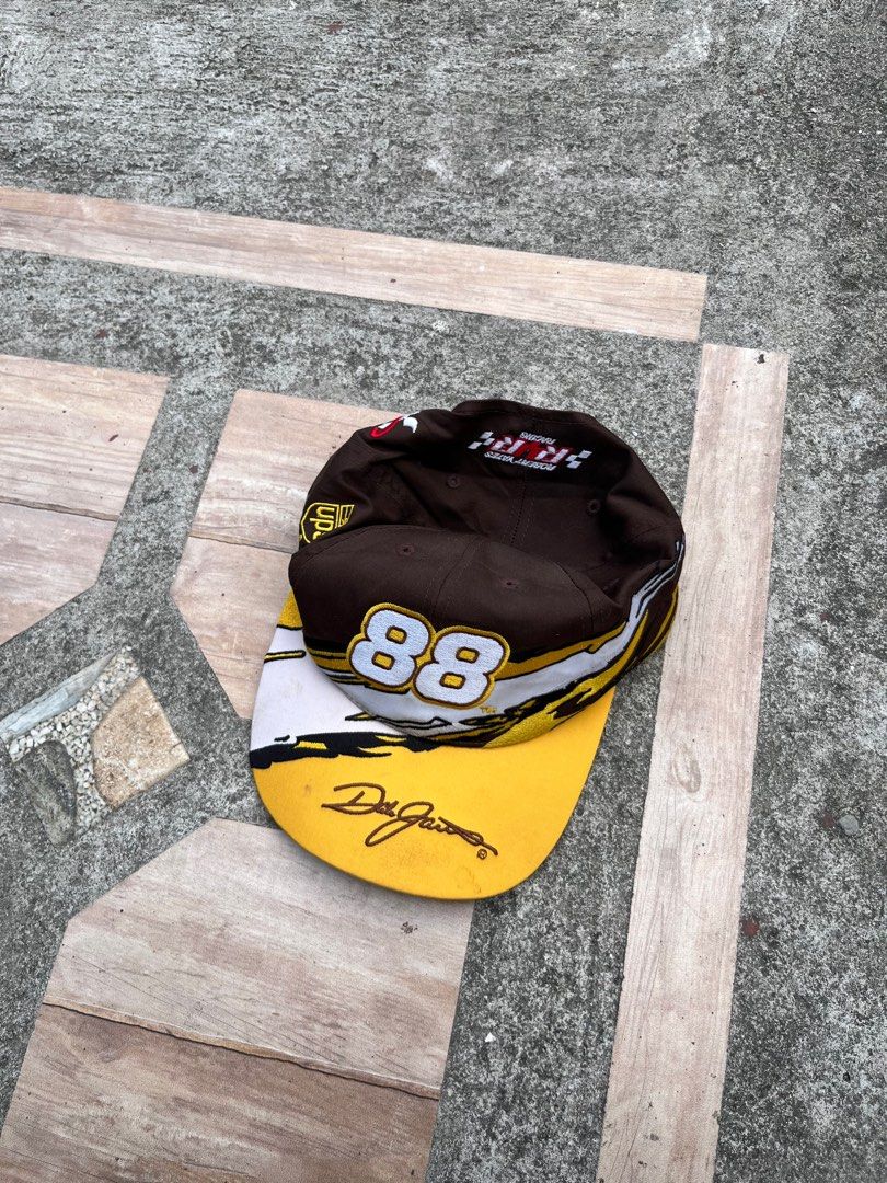 UPS NASCAR SPLASH, Men's Fashion, Watches & Accessories, Caps & Hats on ...