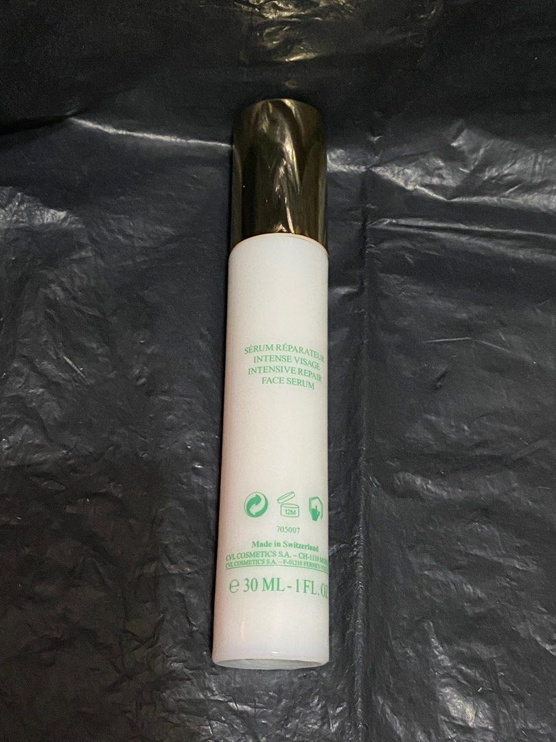 valmont DNA Repair Serum, 美容＆化妝品, 健康及美容 - 皮膚護理, 面部 - 面部護理 - Carousell