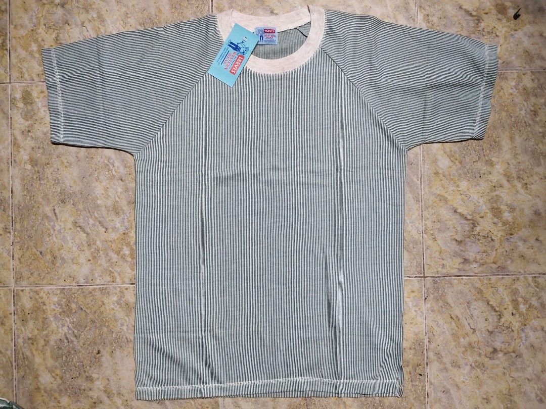 Vintage Parodi Levis Big E NOS, Men's Fashion, Activewear on Carousell