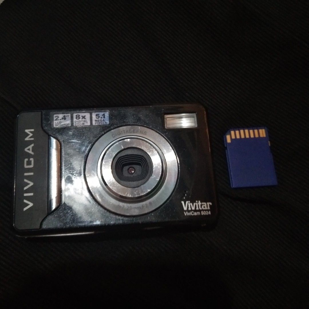 Vivitar Vivicam Vintage Digital Camera, Photography, Cameras on Carousell