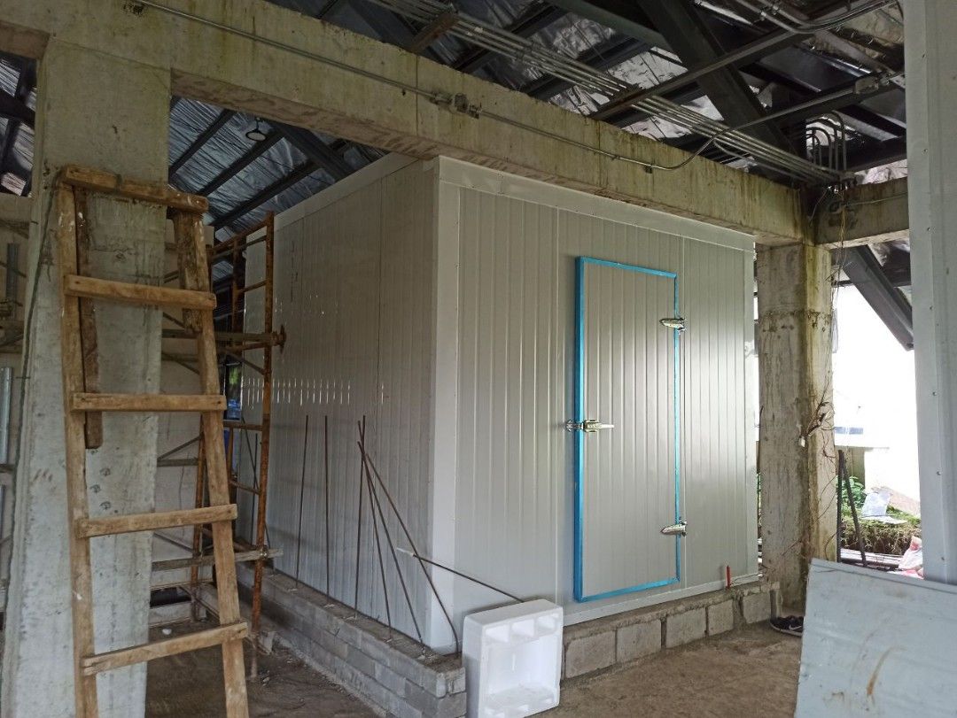 Walk-in freezer, Commercial & Industrial, Construction & Building ...