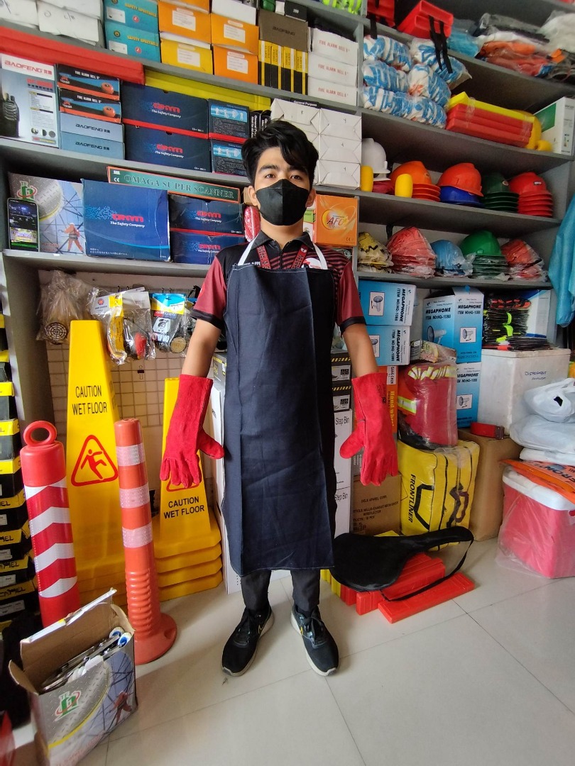 Welding Apron MAong, Commercial & Industrial, Construction Tools ...