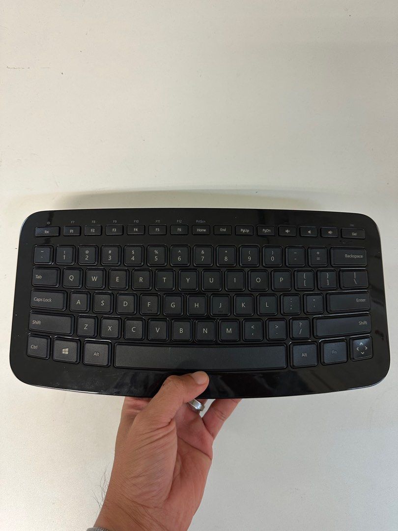 Wireless Microsoft Arc Keyboard, Computers & Tech, Parts & Accessories ...