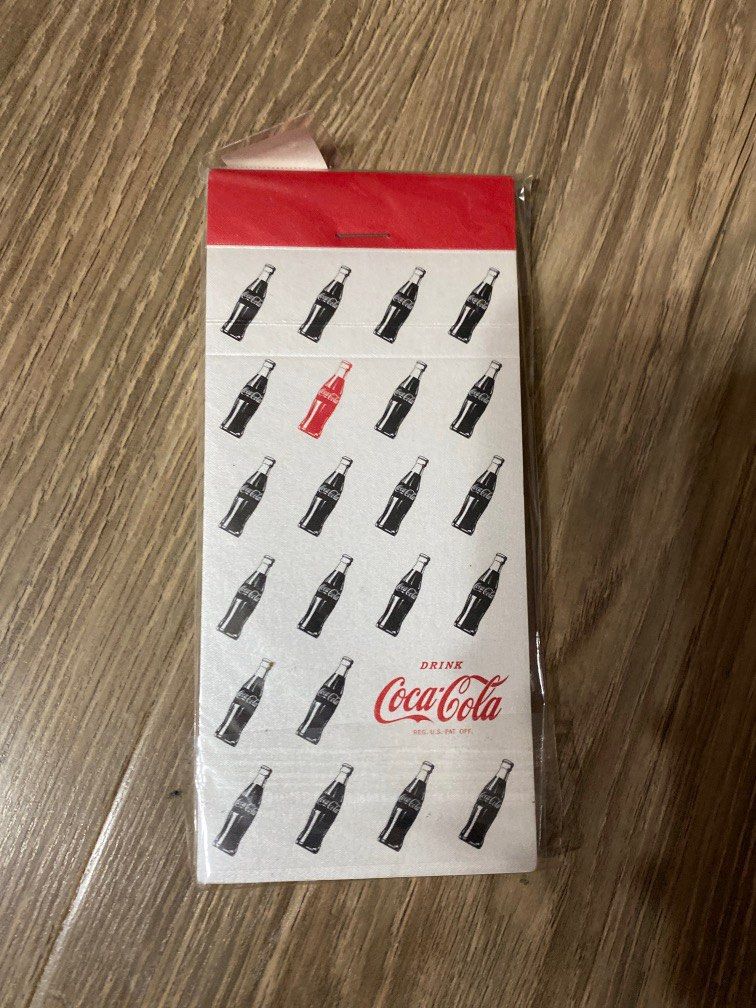 可口可樂 橫線簿 coca cola notebook, 興趣及遊戲, 手作＆自家設計, 文具 - Carousell