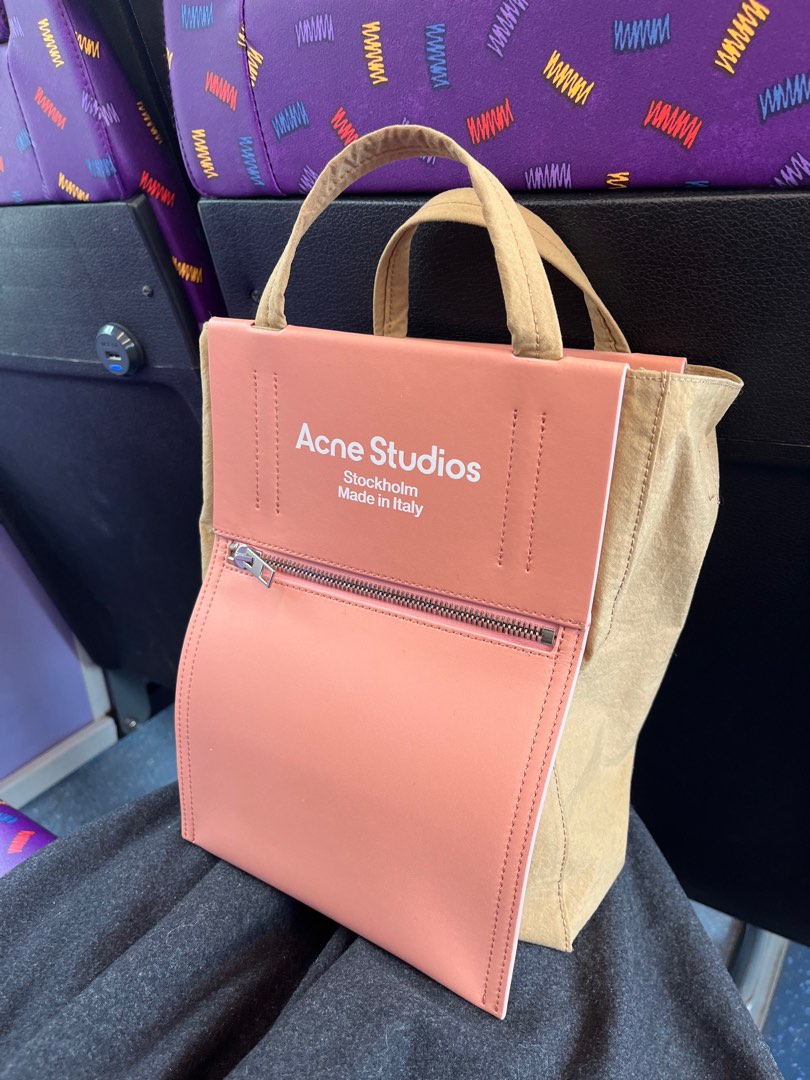 Acne studios bag, 名牌, 手袋及銀包 - Carousell