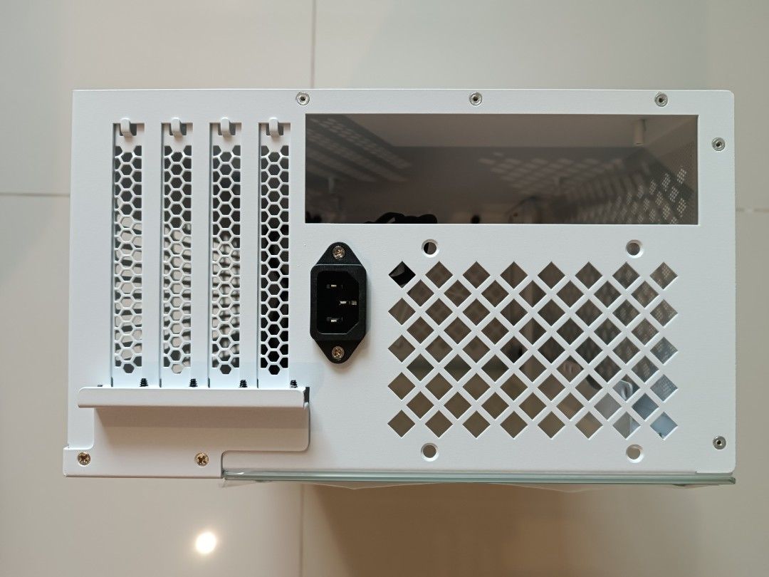 ALLA SA40 Computer Case (mATX) - White, Computers & Tech, Parts ...