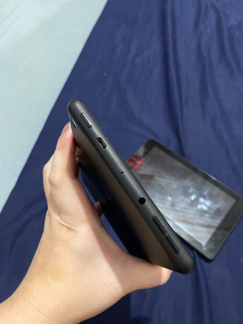 Amazon tablet, Mobile Phones & Gadgets, Tablets, Android on Carousell