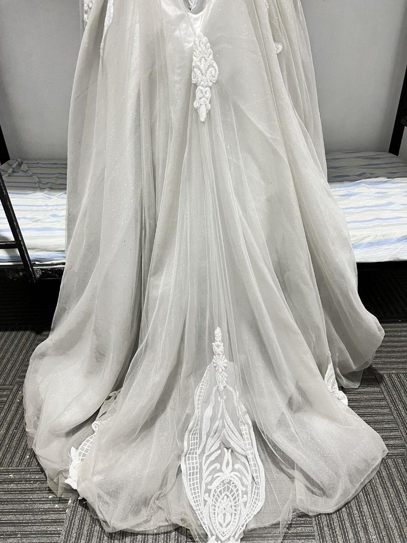 Ball Gown JS Prom Gown with accessories, Women's Fashion, Dresses ...