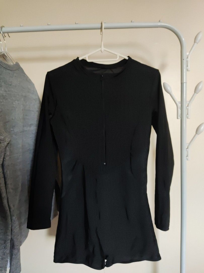 Black Rashguard One Piece Zipper Playsuit Swimsuit, Women's Fashion ...