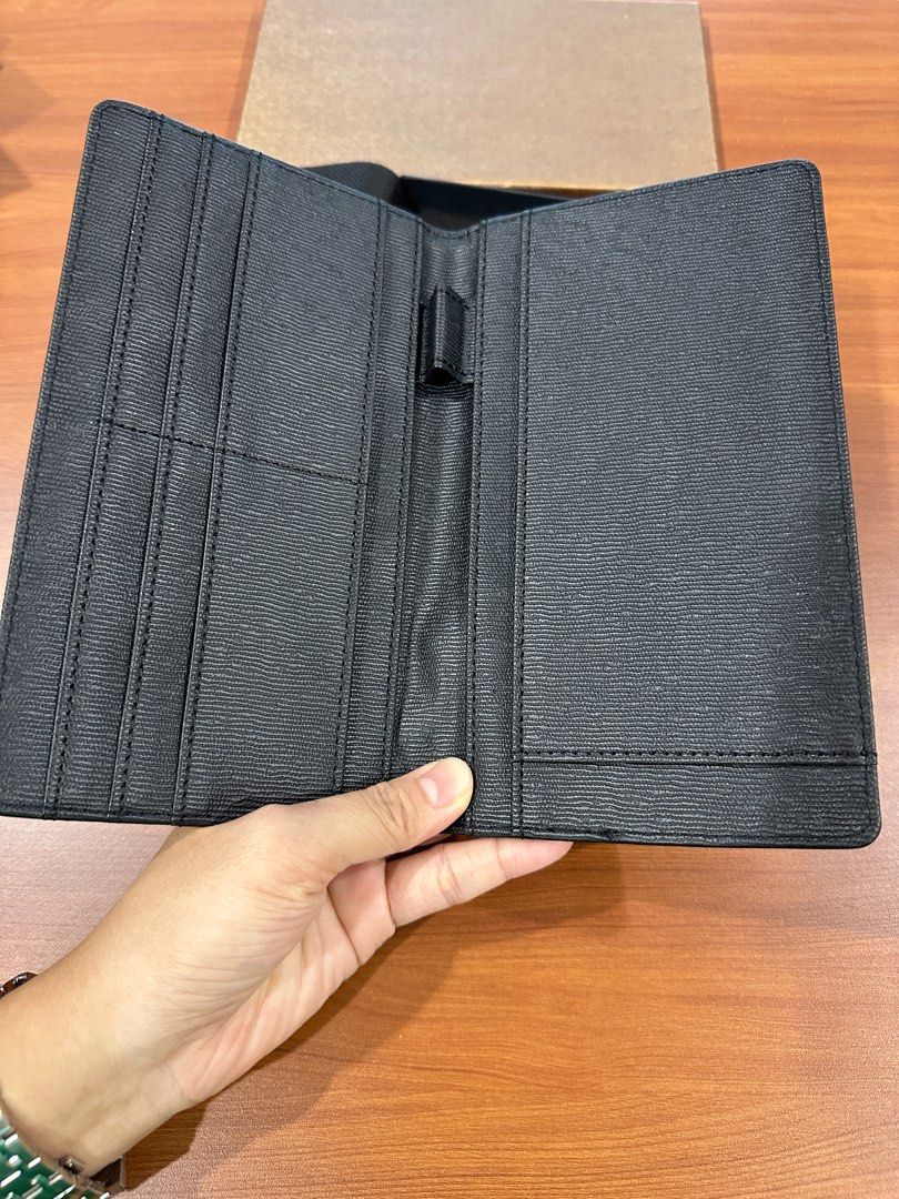 [BNIB] Targus wallet, card, cheque holder, Men's Fashion, Watches ...