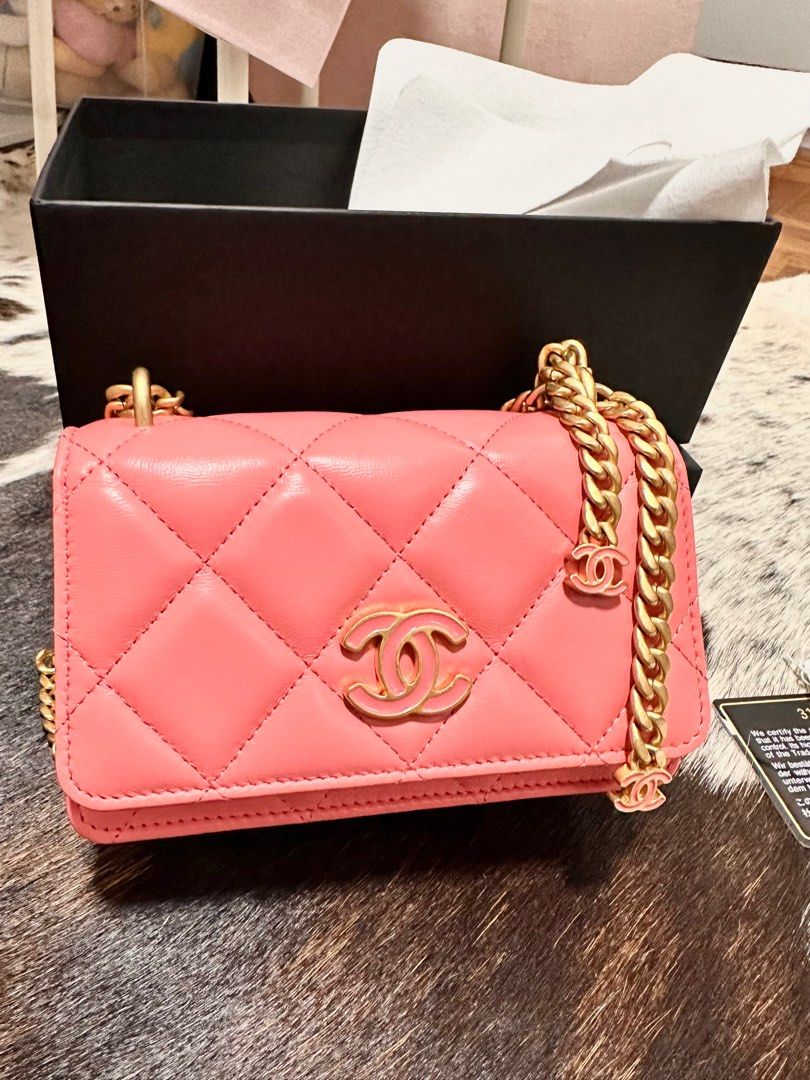 Chanel chain woc , Luxury, Bags & Wallets on Carousell